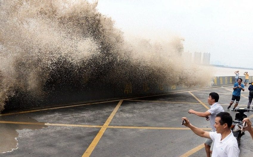 Mesmerizing Tidal Bore Along Qiantang River