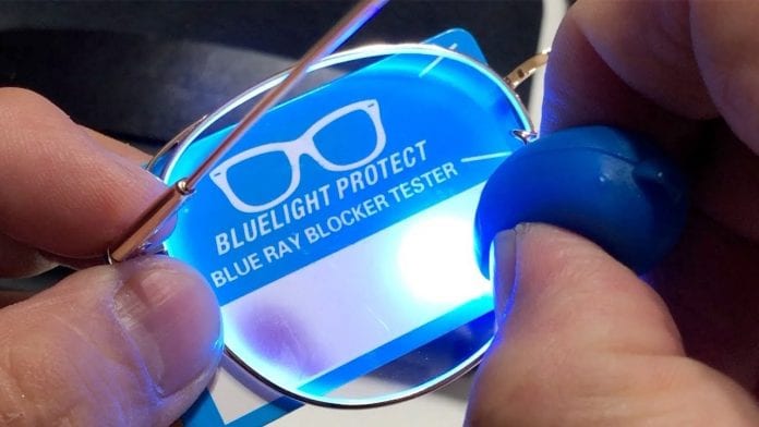 How to Test Blue Light Glasses - Opptrends 2025