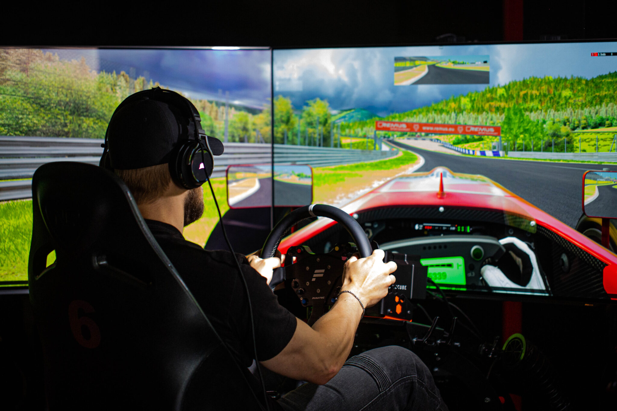 How to Master the Basics of Sim Racing - Tips for New Drivers ...
